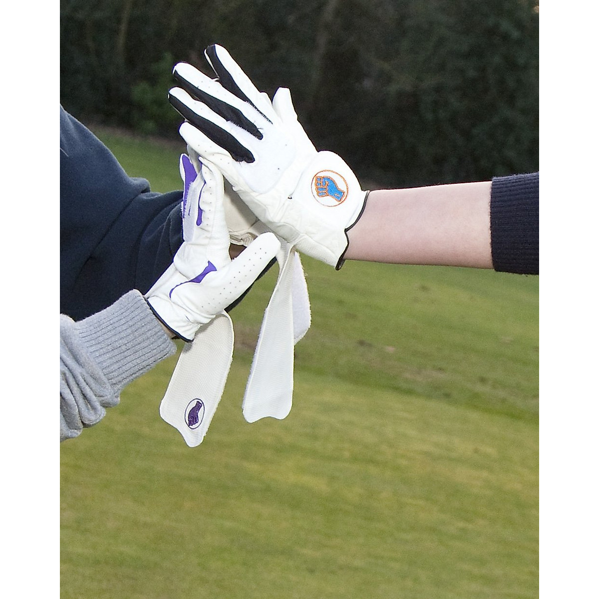 Grip-Par Junior golf glove for grip training recommended by PGA Professionals– R&A Approved – 9/10years –Right hand – Cabretta Leather - White/Blue Trim