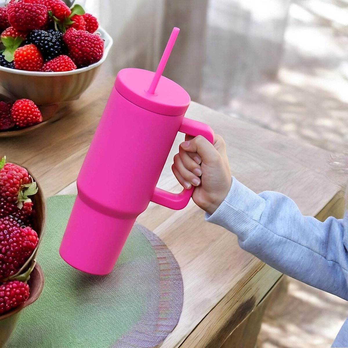 Kiki New York Tumbler with lid (Pink)