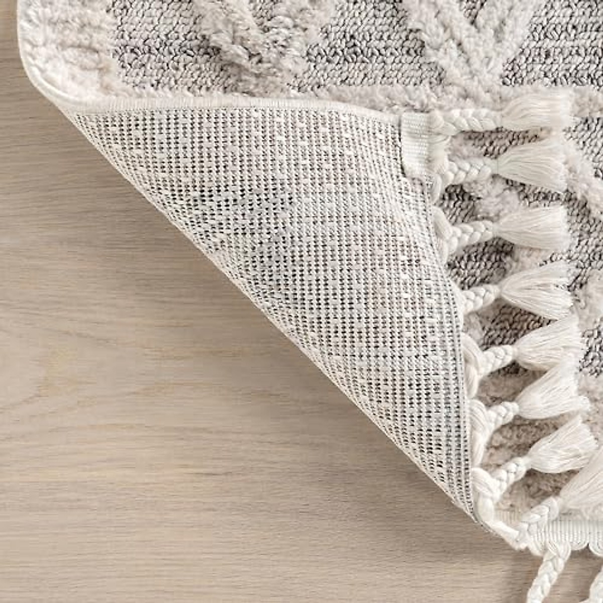 nuLOOM 4x6 Ansley Moroccan Tassel Area Rug, Light Grey, High-Low Textured Bohemian Design, Plush High Pile, Stain Resistant, For Bedroom, Living Room, Hallway, Entryway