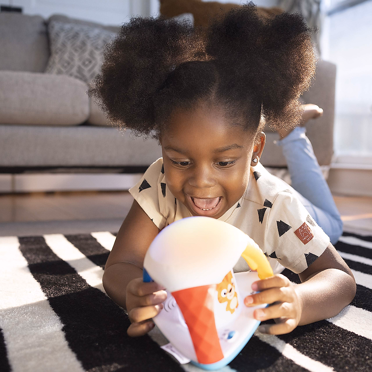 Baby Einstein Curiosity Kaleidoscope Cause & Effect Electronic Toy, Ages 6 Months +, Multi