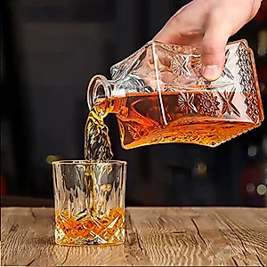 Cadamada Wine Decanter, 25 Oz Glass Decanter Bottle, Delicate Decanter Set-for Tequila, Brandy, Scotch and Vodka, Gift Giving, Bar and Party Decoration (3pcs)