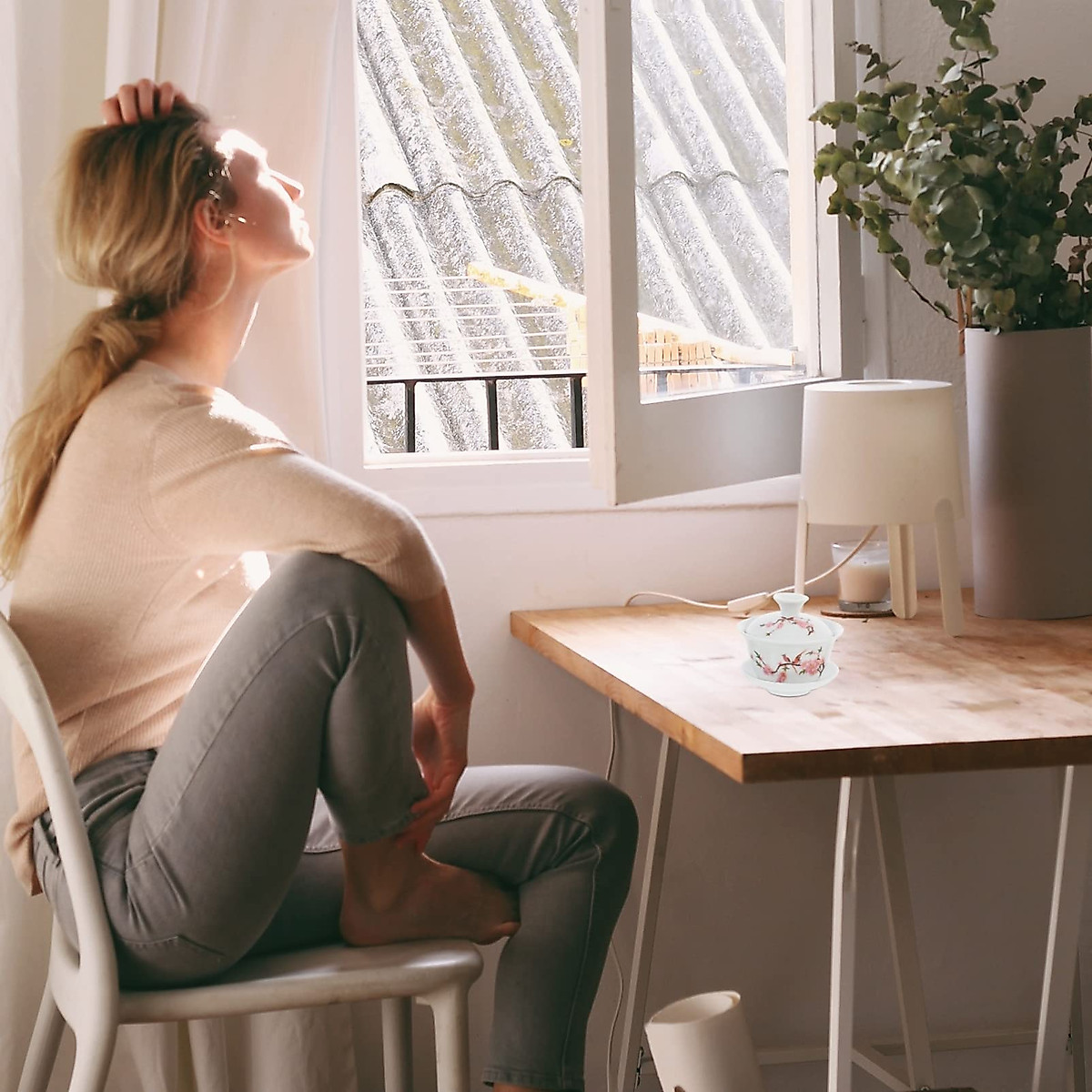 BESPORTBLE Gaiwan Tea Cup Kung Fu Tea Service Set Gong Fu Teacup with Lid and Saucer Chinese Style Ceramic Gaiwan Flower Tradition Sancai Tea Cup Bowl Gift