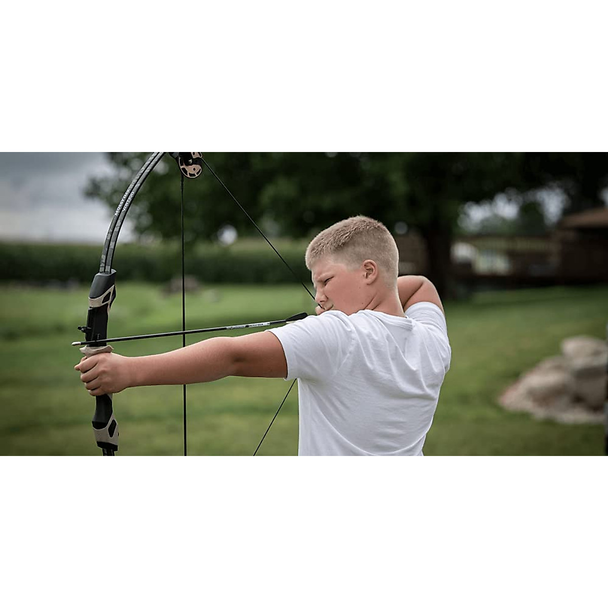 Barnett Vertigo Compound Bow, Youth Bow Ages 7-10, with 2 Junior Arrows, Arrow Rest, Mossy Oak Bottomland Camo