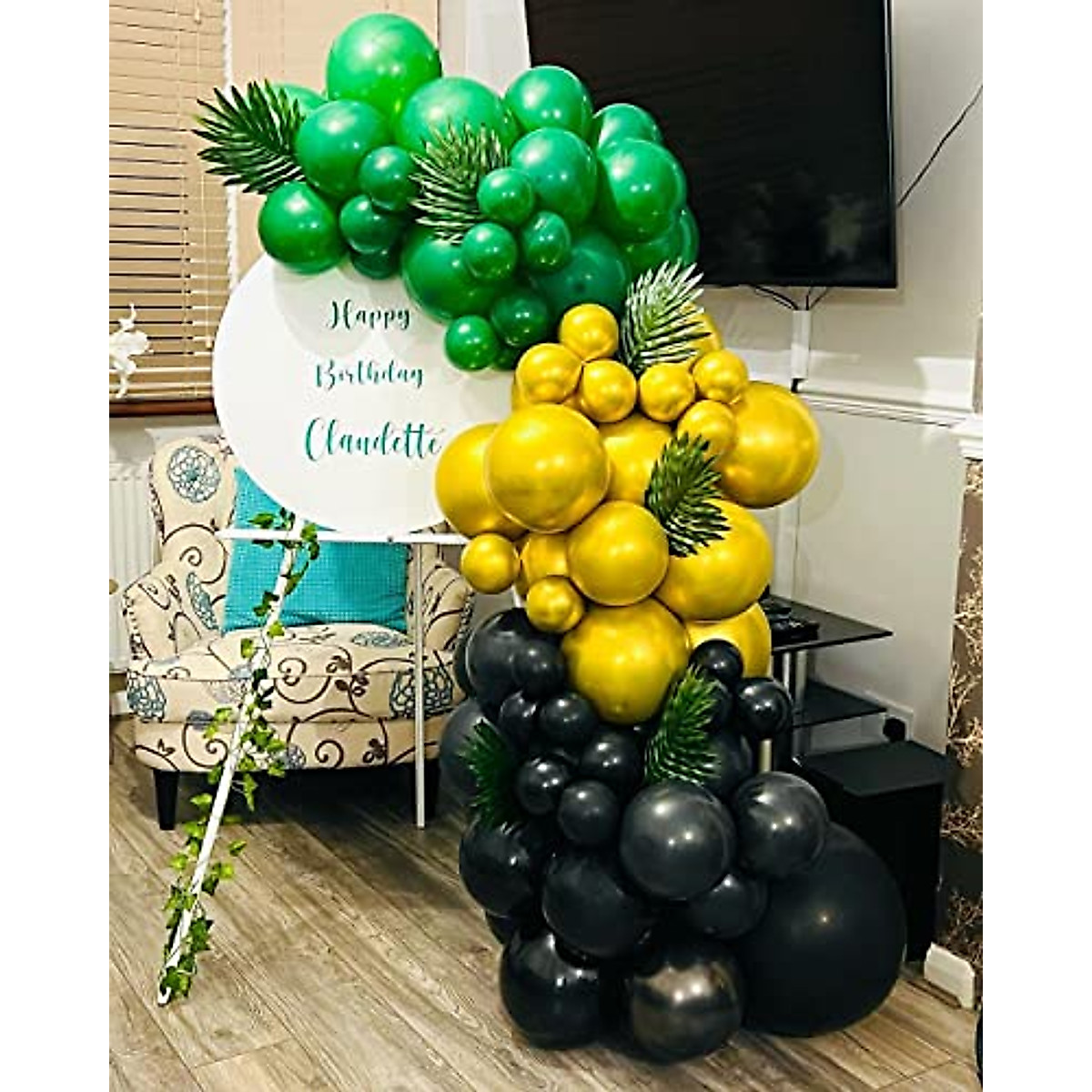 Enanal 147pcs Green Gold Balloon Garland Arch Kit, Dark Green Black and Chrome Gold Latex Balloons with BoBo Balloons for Birthday Wedding Anniversary Graduation Party Decorations (Green)