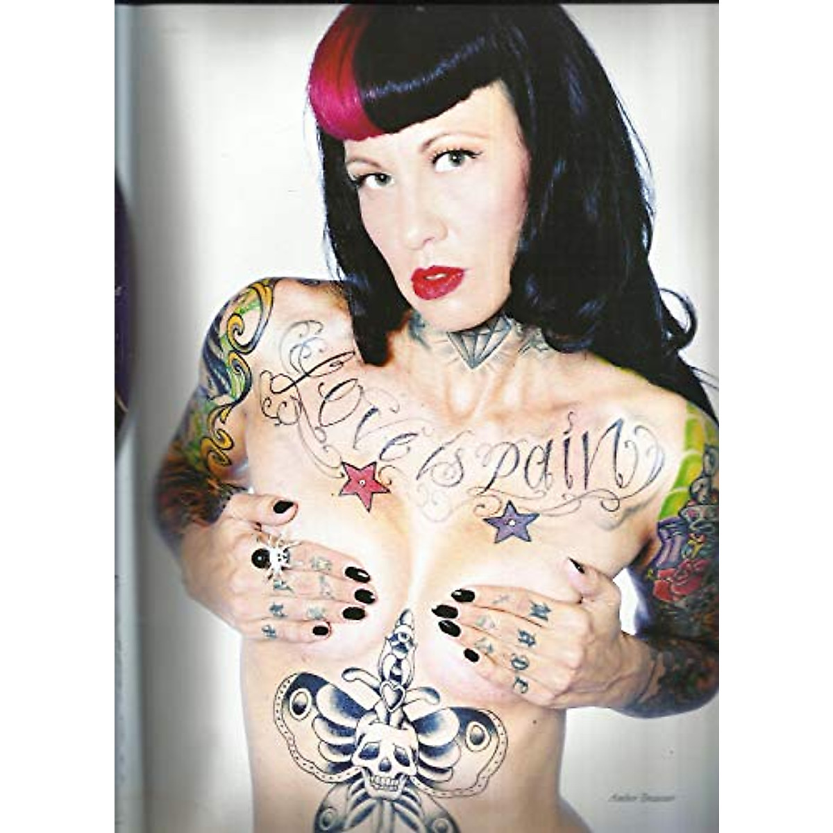 WP BODY ART SERIES-2 WORLD'S BEST TATTOO MODELS 150 NEW & RARELY SEEN IMAGES PLEASE NOTE : FRONT & BACK COVER PAGES CORNERS ARE ROUGH OR DAMAGED. FEEL LIKE WATER DAMAGED. INSIDE THE MAGAZINE PAGES ARE FRESH & CRISPY.FOR MORE DETAILS, PLEASE CHECK PICTURE.