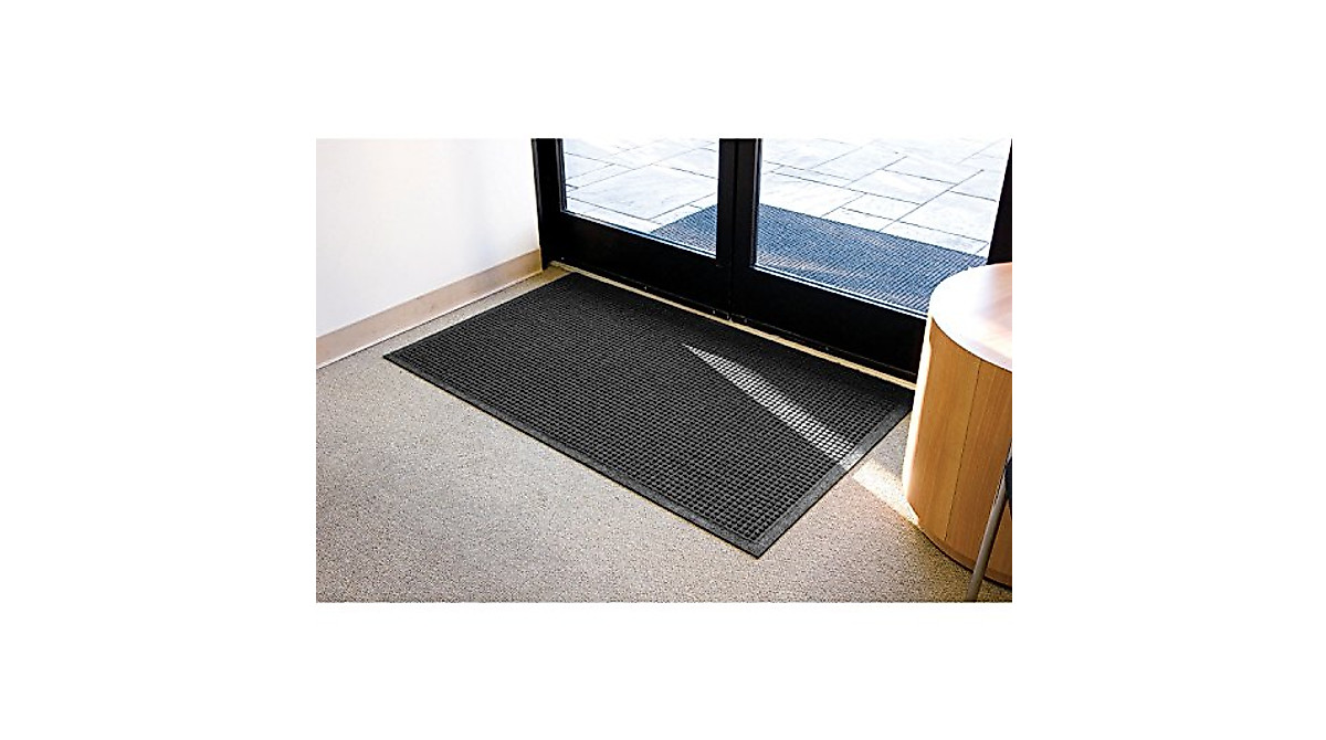 EcoGuard Indoor Wiper Mat: Recycled & Absorbent