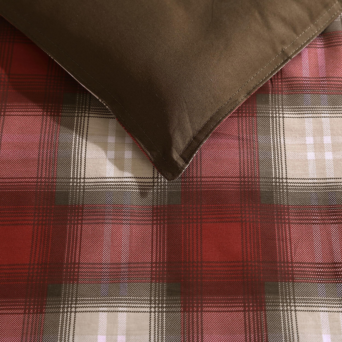 Eddie Bauer - King Comforter Set, Reversible Alt Down Bedding with Matching Shams, Home Decor for Colder Months (Navigation Red, King)