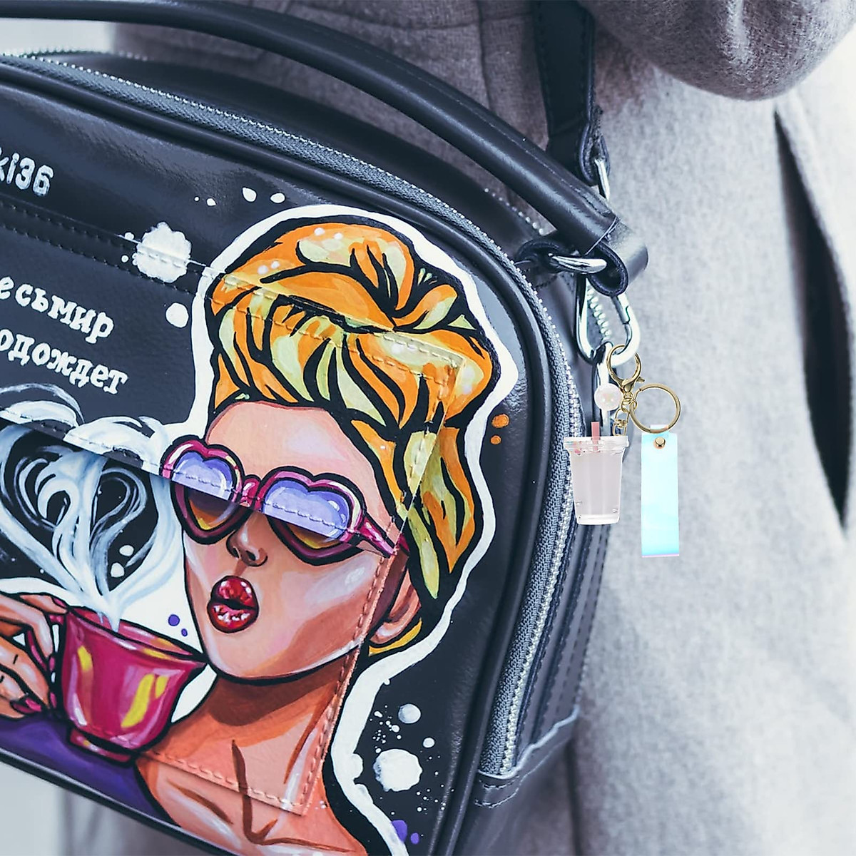 PRETYZOOM Kawaii Liquid Keychain Boba Tea Unicorn Keychain Floating Liquid Quicksand Milk Tea Keychain Lucky Bottle Keychain for Women