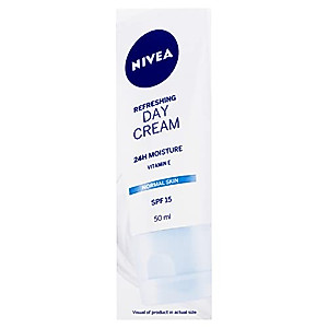 Nivea Refreshing Light Moisturising Day Cream SPF 15 - 50ml