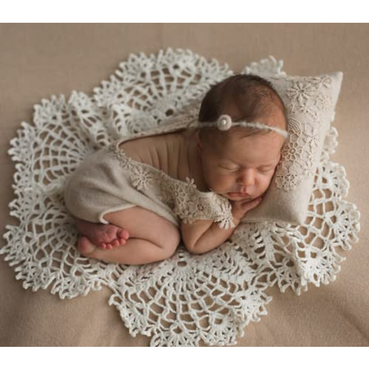 Baby Photography Props Wrap Mat Newborn Boy Girl Photo Shoot Pillow with Lace Wrap Mat Photography Shoot (White)