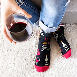 Lavley If You Can Read This, Bring Me Funny Socks - Novelty Gifts for Men, Women and Teens (US, Alpha, One Size, Regular, Regular, Bring Me Wine (Red Wine))