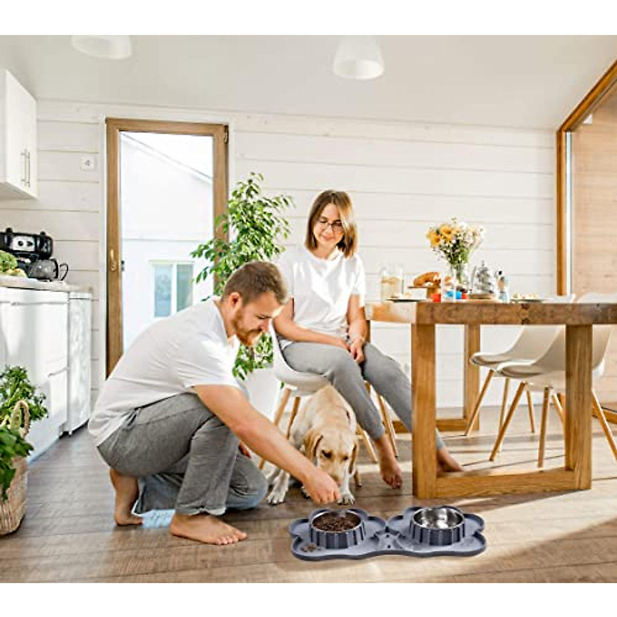 Dogvingpk Spill Proof Dog Food and Water Bowls Set with Suction Cup and Silicon Mat - Non Tipping Dog Dishes for Small and Medium Sized Dogs