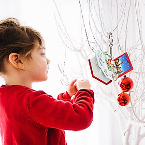 Uszeoka Santa Claus keychain for kids backpack,red,boys girls Pop up mini Christmas toys,Miniatures Decompression toy for adults,Christmas scene for women,men,children,Christmas gift