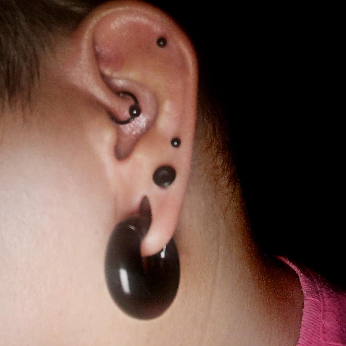 LADEMAYH 0 gauge earrings Ear Weights for Stretched Ears, Size 0 Gauges Hoop Earrings Dangle Gauges for Ears, Black Surgical Steel Ear Hangers Weighted Gauges Body Jewelry