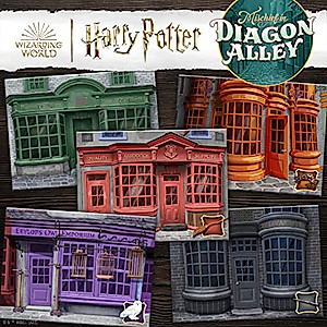 Harry Potter Mischief in Diagon Alley | Quick-Rolling Family Dice Game | Artwork Inspired by Harry Potter | Perfect Kids & Family Board Game | Officially-Licensed Harry Potter Game & Merchandise