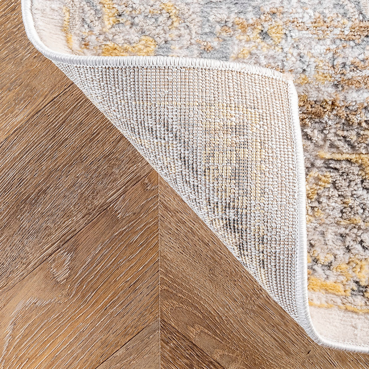 nuLOOM Madisson Vintage Faded Medallion Accent Rug, 3x5, Gold