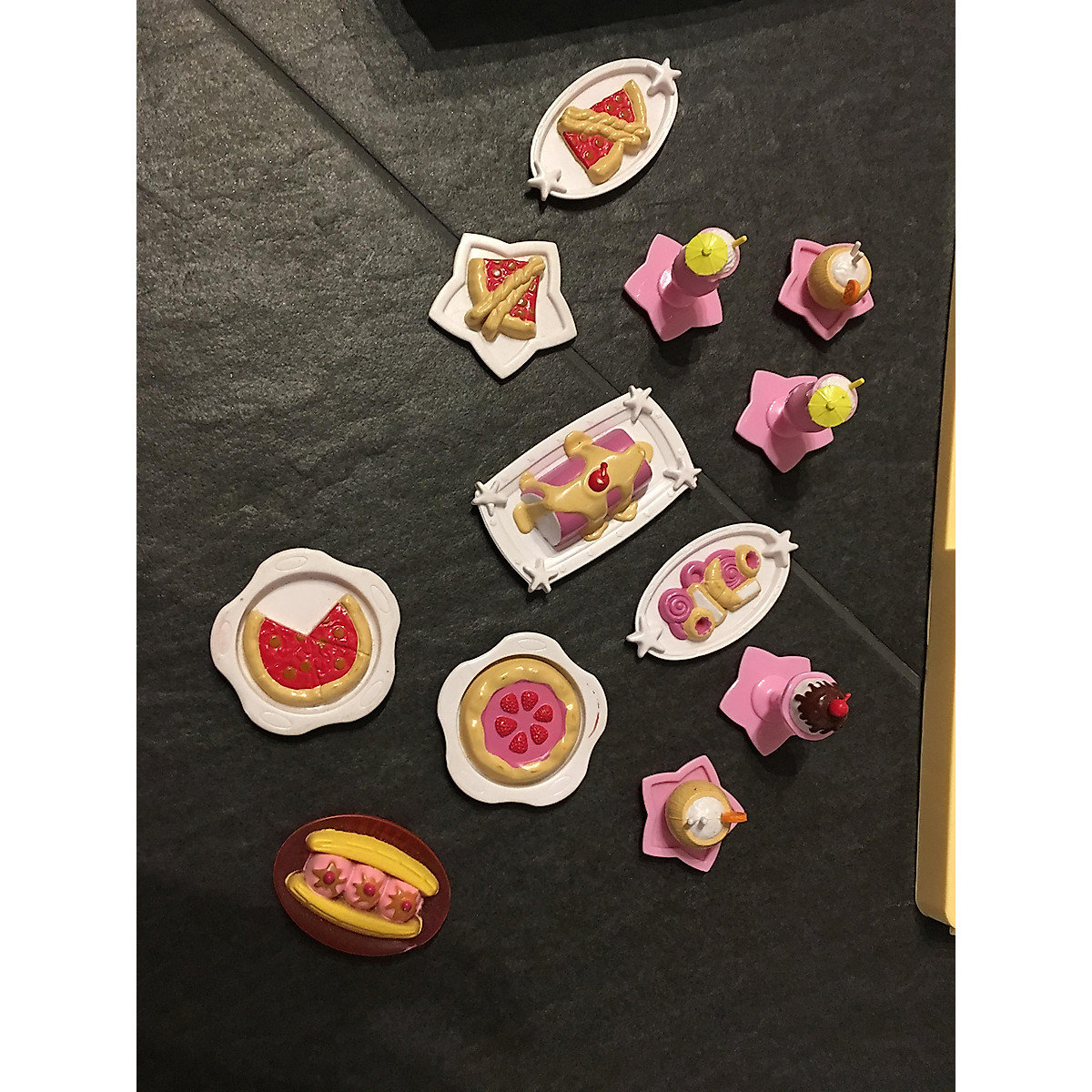 Barbie CRUISE SHIP Playset w Child Size CAMERA Activates Tropical SOUNDS! (2002)