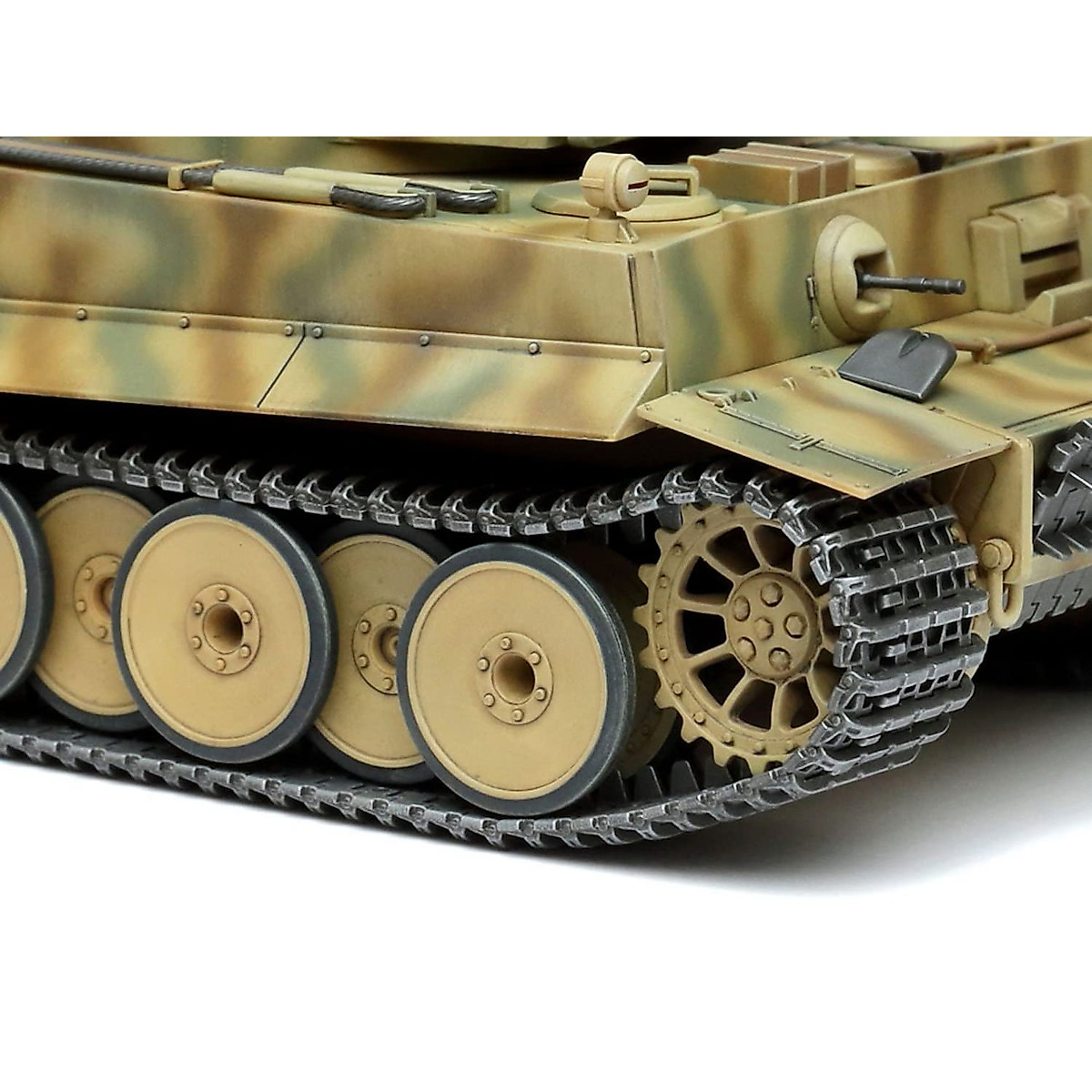 Tamiya 32603 1:48 SdKfz. 181 Tiger I Eastern Frü.Prod. Model Building, Plastic Kit, Crafts, Hobby, Gluing, Plastic Kit, Unpainted, Multi-Coloured