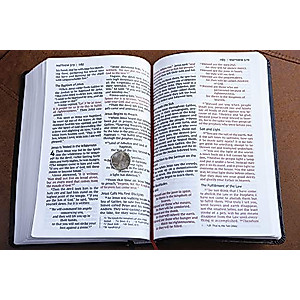 NIV, Thinline Bible, Giant Print, Bonded Leather, Black, Red Letter, Comfort Print