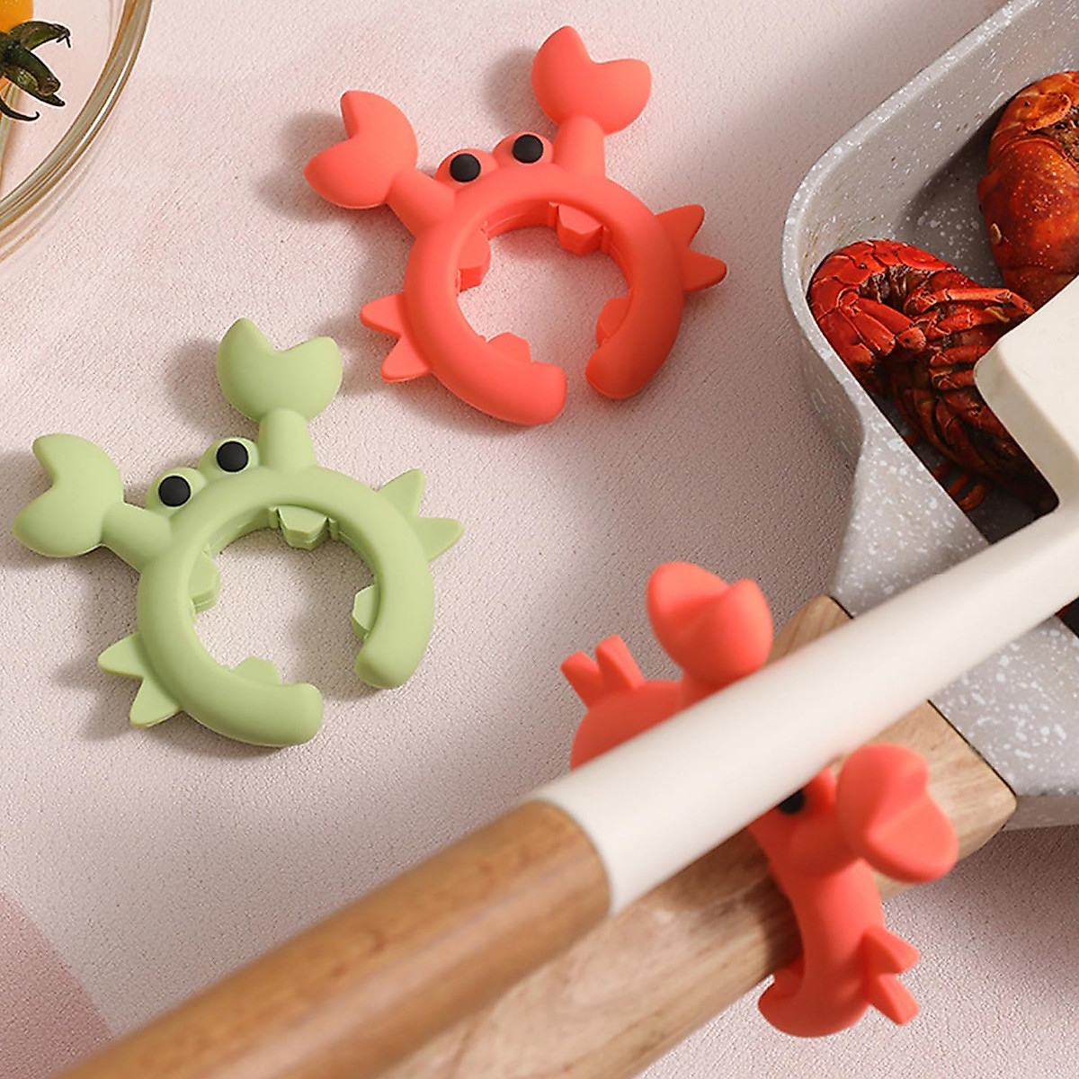 Crab Spoon Holder,Creative Crab Shaped Silicone Spatula Rack,Universal Crab Silicone Spatula Holder Anti-overflow Clip,Multifunctional Spatula Holder Anti Scalding Overflow Kitchen Gadgets (Red 4)