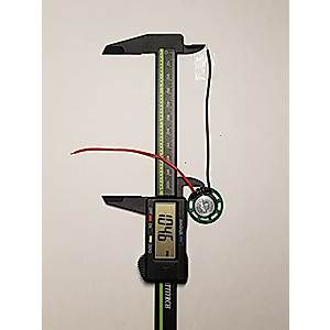 1in Speaker 26mm 8 ohm 1/4 Watt (0.25w) Nominal / 1/2 Watt (0.5 w) Maximum Power Output - Green Plastic Shell with 4 in (104 mm) Wires