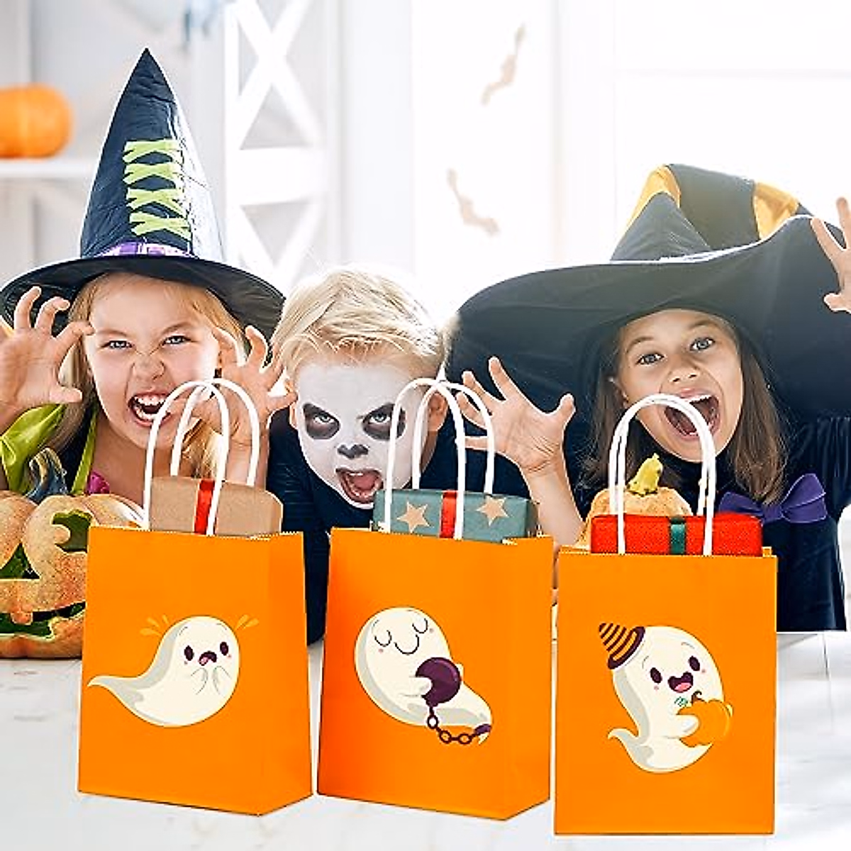 PINWATT 25Pcs Mini Orange Gift Bags Paper Treat Bags with Tissues, 6" Small Party Favor Bags for Halloween, Kids Birthday, Baby Shower, Shopping