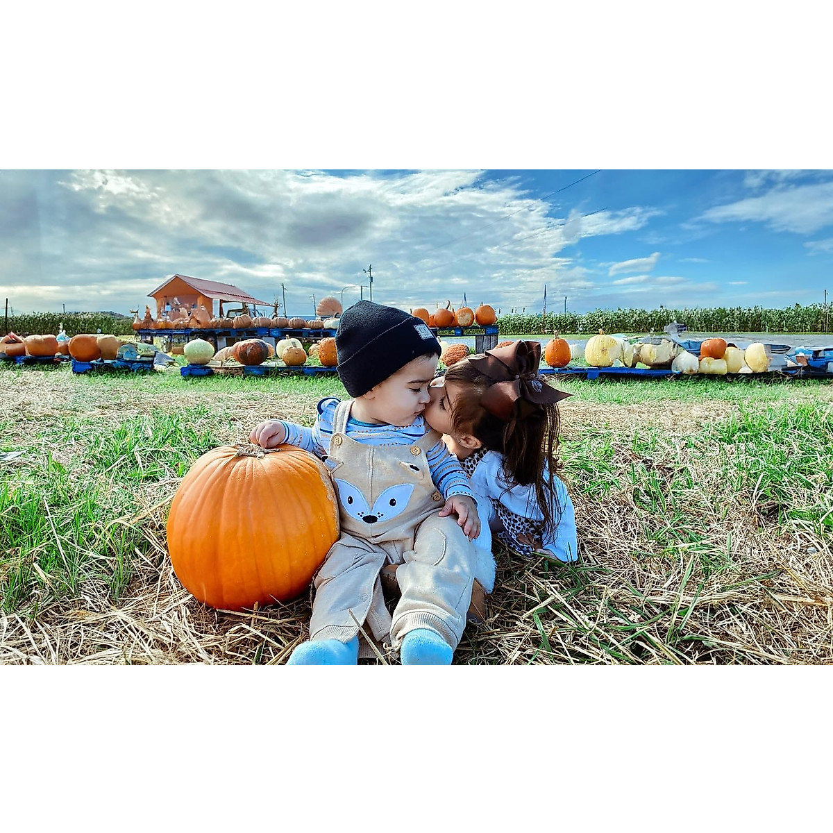 Funky Junque Classic Knit Winter Hat w/Patch: Baby - White (Yellow Smiley)