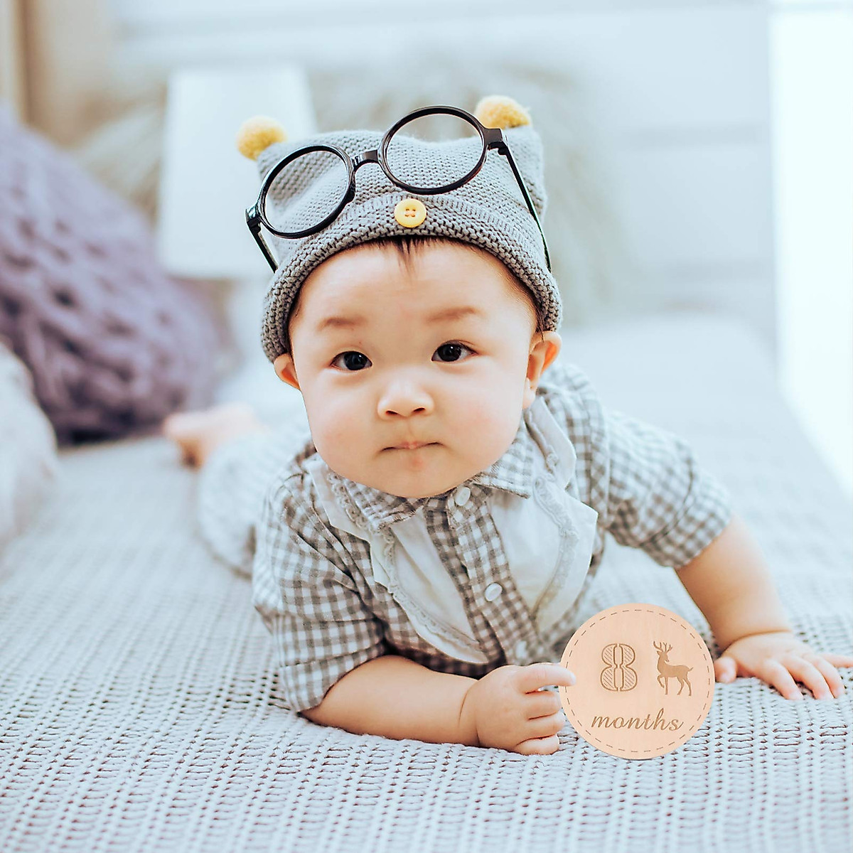 VALICLUD 12pcs Baby Monthly Cards Wooden Discs Milestone Cards Baby First Year Growth Photography Picture Commemoration Props