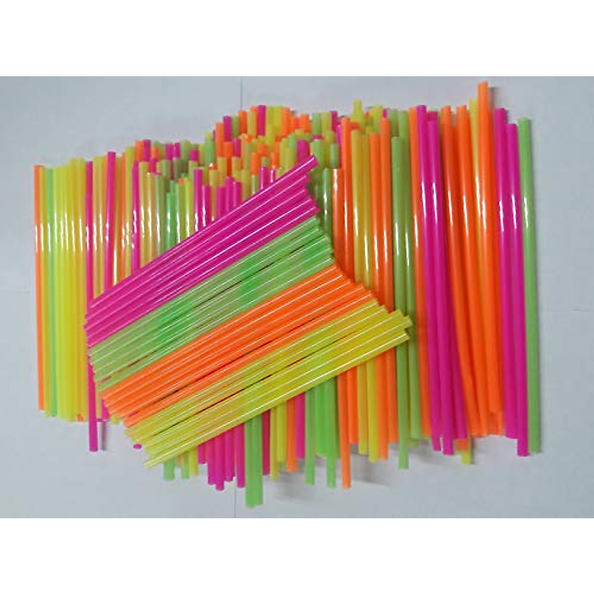 Wow Plastic Disposable Plastic Drinking Straws - 250 count (neon) (Neon).