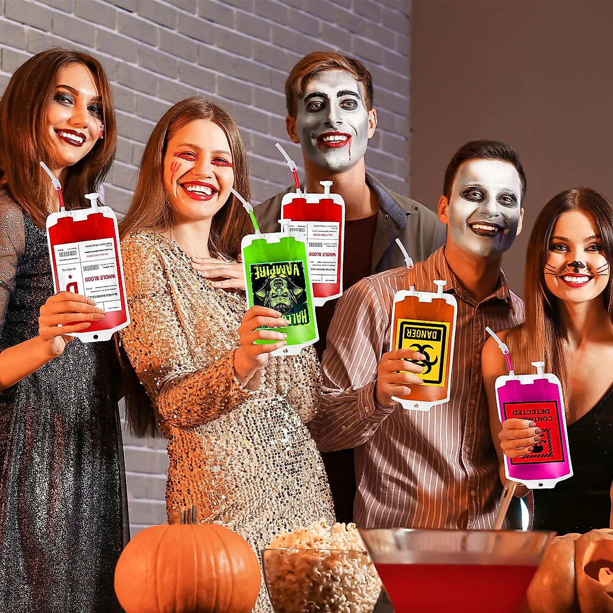 MGparty 80 Packs Blood Bags for Drink, Blood IV Bags for Halloween Party Decoration Drink Container Juice Pouch Prop for Zombie Vampire Theme Party Props (80Pcs Bag, 5 Syringes)