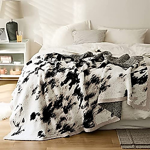 YIRUIO Cheetah Print Throw Blanket Cozy Warm Super Soft Fuzzy Knitted Cream Black for Chair Bed Sofa Couch Travel Gift (Snow Cheetah