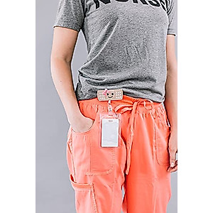 Bandaid Badge Reel Holder – Nursing Name Badge Holder – Felt Badge Reel for Nurses, Students & Teachers – Cute & Practical ID Badge Holder – Alligator Clip – Easy to Use & Resistant