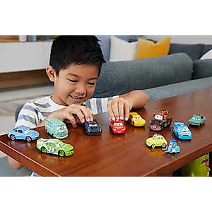 Mattel Disney and Pixar Cars Set of 10 Die-Cast Mini Racers Vehicles, Collectible Set of 1:55 Scale Toy Cars Inspired by Movies