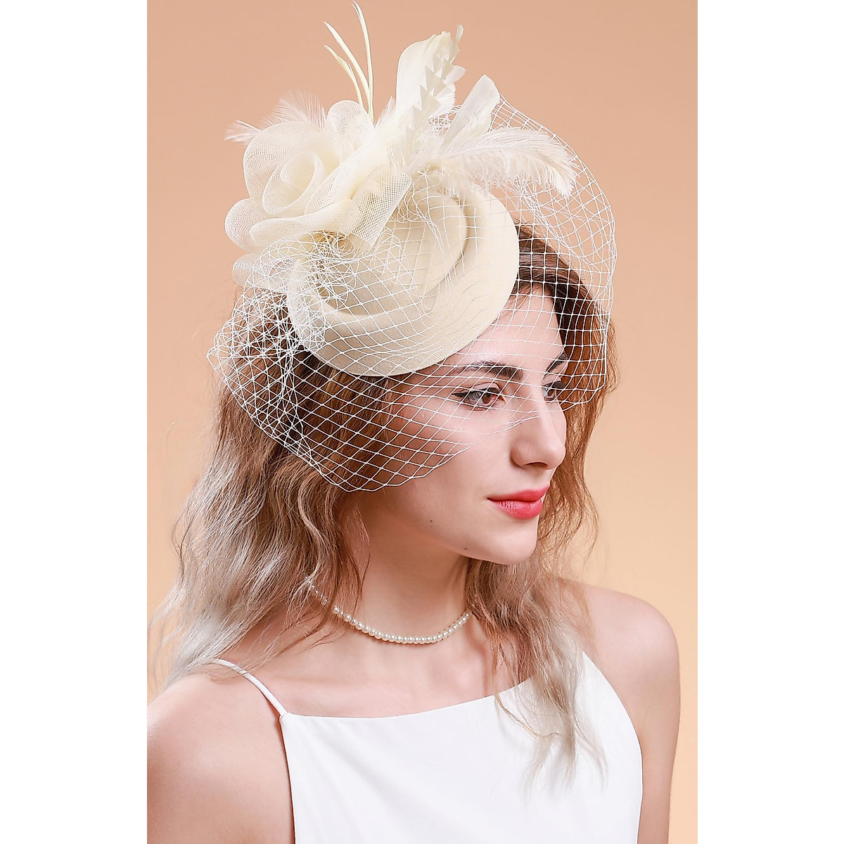 Cizoe Fascinators Hats 20s 50s Hat Pillbox Hat Cocktail FlowerTea Party Headwear with Veil for Girls and Women(Beige)