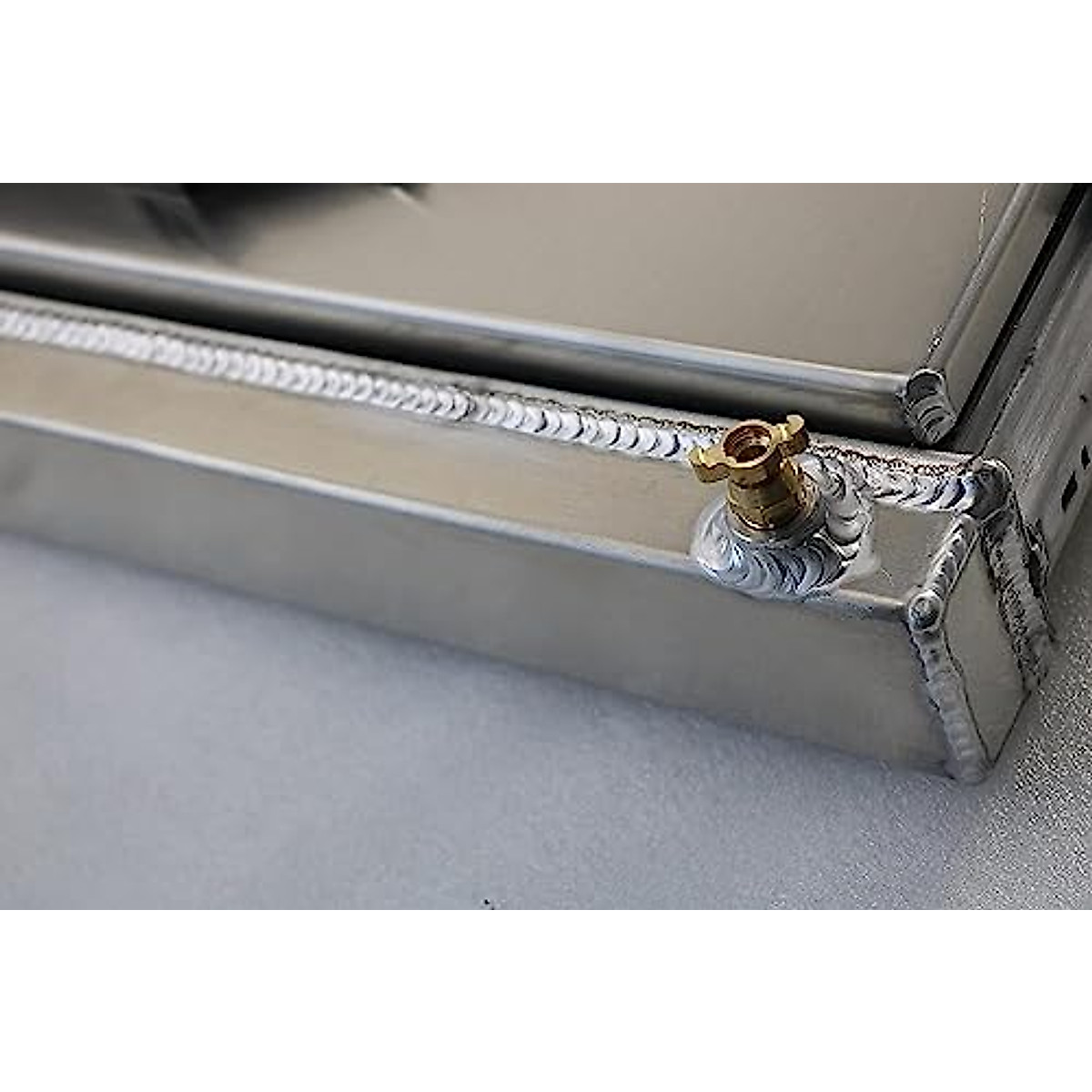 Aluminum Radiators for 1973-1991 Chevy C10 C20 K10 K20 Silverado Scottsdale Truck 5.7 7.4 V8 Pickup K5 Blazer 3 Row Radiator with Electric Fan Shroud Kit Radiador