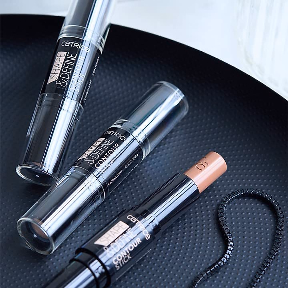 Catrice | Shape & Define Contour Stick | Dual Ended Cream Highlight & Contour | Easy to Apply & Blend | Vegan & Cruelty Free | Free From Parabens, Gluten, Phthalates & Microplastics (020 |Medium)