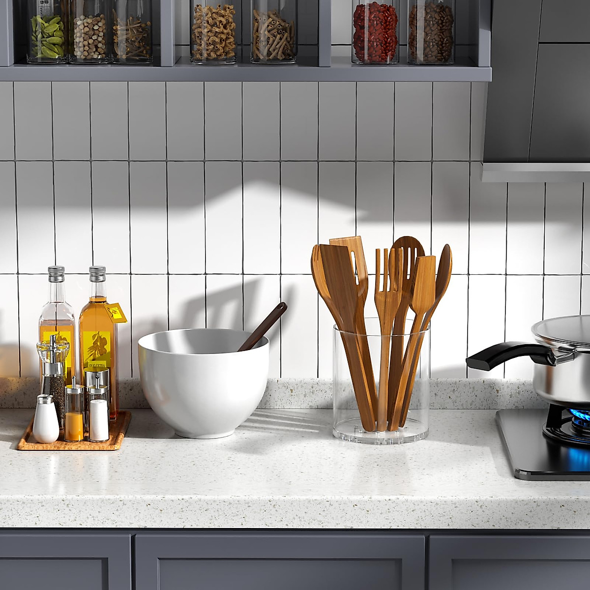 NIUBEE Kitchen Utensil Holder,Clear Acrylic Countertop Utensil Crock,Large and Sturdy Cooking Utensil Holders Caddy Organizer For Home Decor (7 x 5.8 inch)