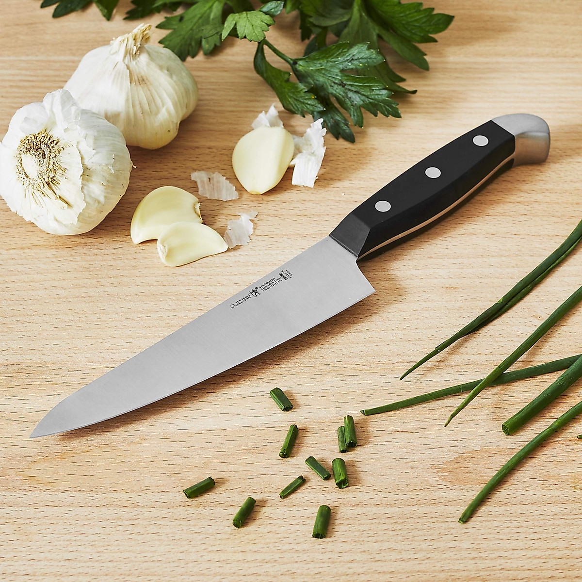 HENCKELS Statement Razor-Sharp 5-inch Compact Chef Knife, German Engineered Informed by 100+ Years of Mastery, Black/Stainless Steel