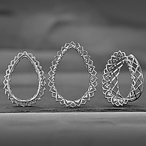 ERKUOO 2PCS Hollow Pattern Ear Tunnels Plugs Hangers Open Saddle Drop Ear Gauges Piercing Stretchers Expande Flesh Tunnels Double Flared Saddle Plug 1"(25mm)