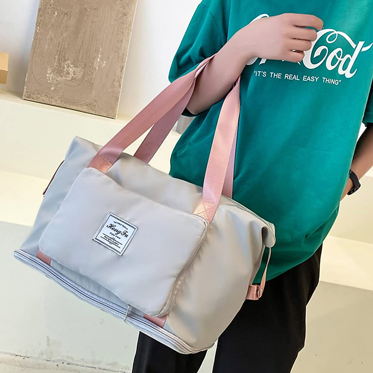 holygloomy Large Capacity Folding Travel Bag, Dry&Wet Separation Handle Shoulder Bag Women Storage Lightweight Waterproof Foldable Carry Luggage for Sports, Gym, Vacation, Grey Pink, 42x28x22cm