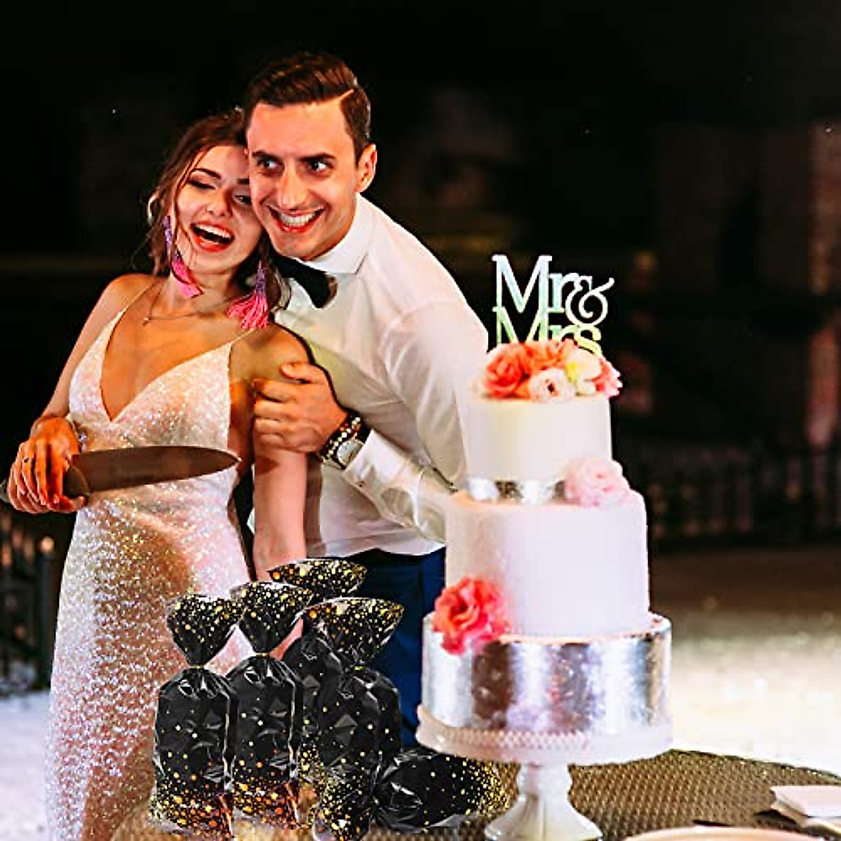 100 Pieces Plastic Party Treat Bags Foil Dot Cellophane Candy Goody Treat Bags with 100 Gold Twist Ties for Christmas Near Year Birthday Retirement Cocktail Wedding Party Supplies(Black Gold)