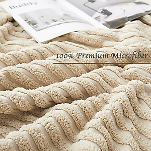 BEDAZZLED 5 Pieces King Duvet Cover Set, Boho Bedding Sets for Modern Home, Tufted and Super Soft Comforter Covers, Beige