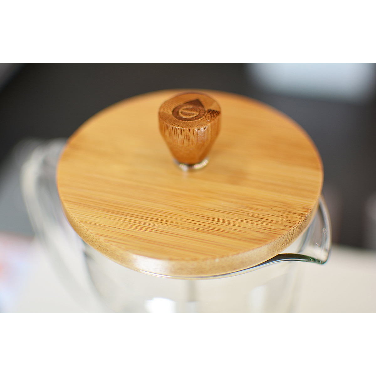 GROSCHE - Melbourne Premium French Press Coffee & Tea Maker (34 oz) with Bamboo Lid And Cork Base | Stylish Design | Coffee Maker | Tea Maker | Cold Brew | Borosilicate Glass