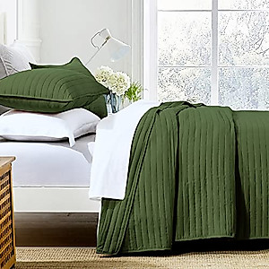 Boryard Oliver Green Quilts Queen Size, 3 Pieces Lightweight Soft Full Coverlet Bedspread Bedding Set (90x90 inches) with 2 Pillow Shams(20x26 inches)