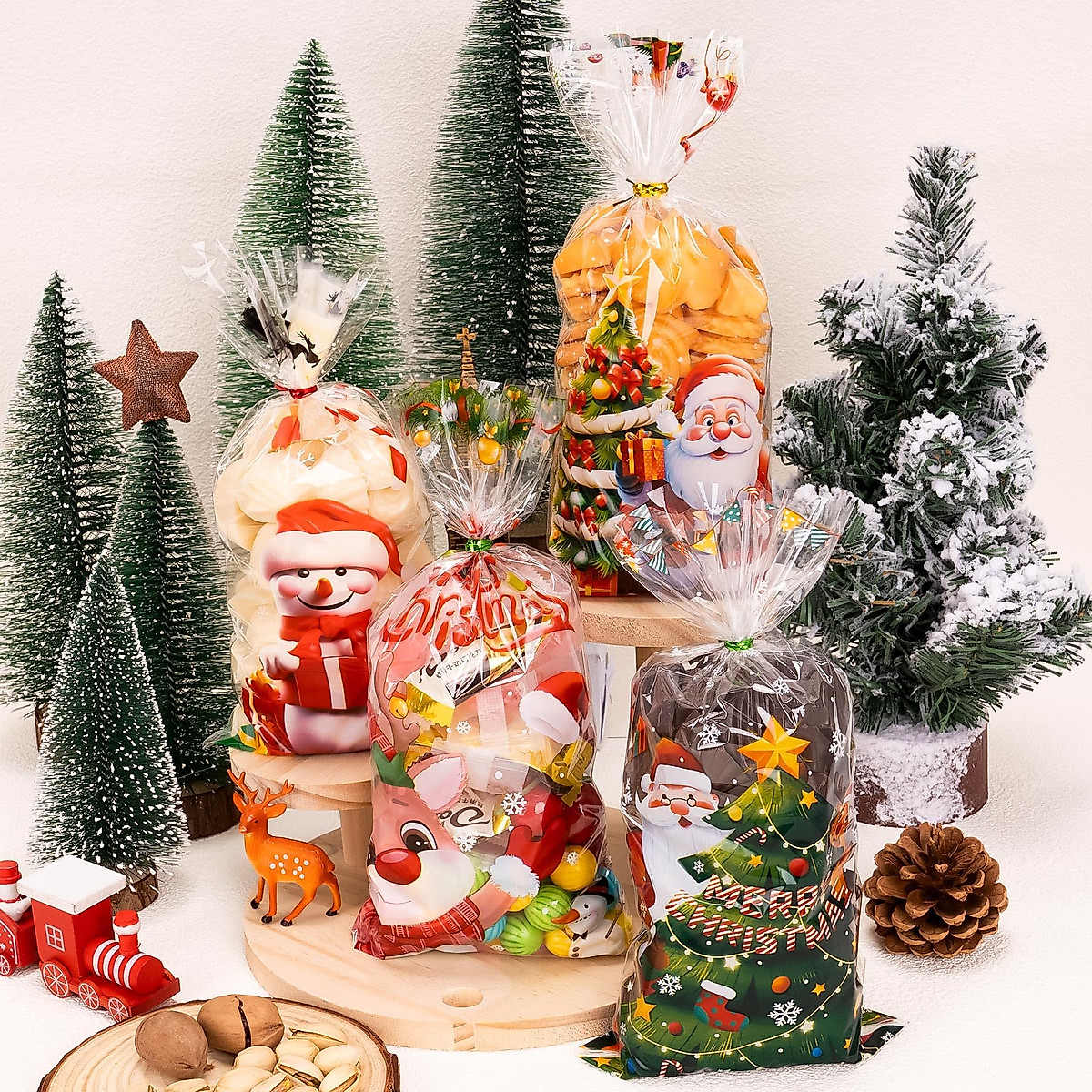 Toptime Christmas Treat Bags, 160PCS Christmas Cellophane Candy Bags with Ties, Clear Christmas Goody Bags with Santa Claus Xmas Tree Snowman Reindeer, Cello Cookie Bags for Holiday Party Favor