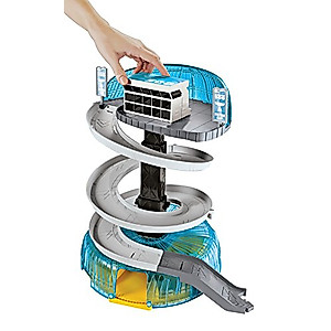 Disney Pixar Cars 3 Florida Speedway Spiral Playset