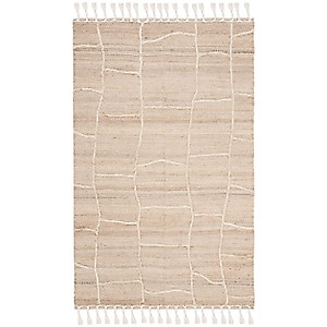 SAFAVIEH Natural Fiber Collection Accent Rug - 4' x 6', Natural, Handmade Farmhouse Rustic Braided Tassel Jute, Ideal for High Traffic Areas in Entryway, Living Room, Bedroom (NF105B)