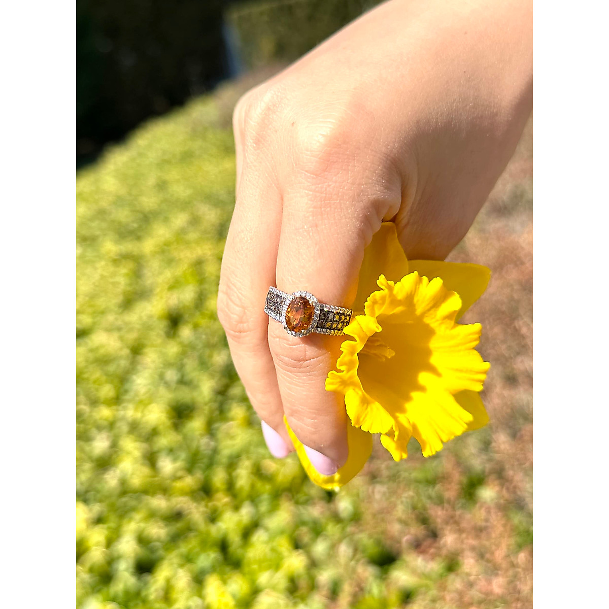 LE VIAN 14K Yellow Gold Oval Citrine & 1/2 Cttw White/Chocolate Diamond Engagement Ring (H-I & Fancy Brown Color, SI1-SI2 Clarity)- Size 7