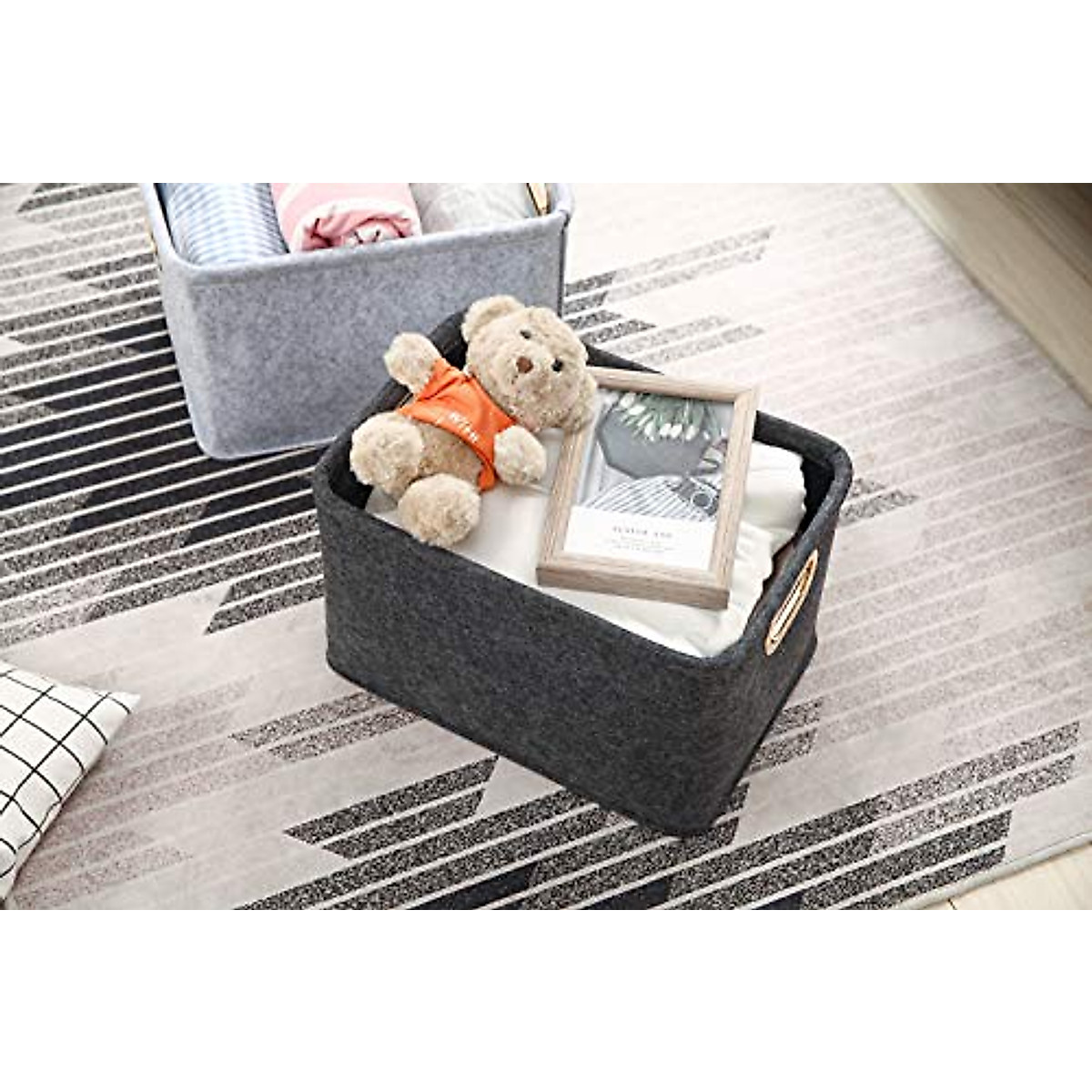 Collapsible Storage Bins Foldable Felt Fabric Storage Basket Organizer Boxes Containers with Handles Metal Handles for Nursery Toys,Kids Room,Clothes,Towels,Magazine (Dark grey）