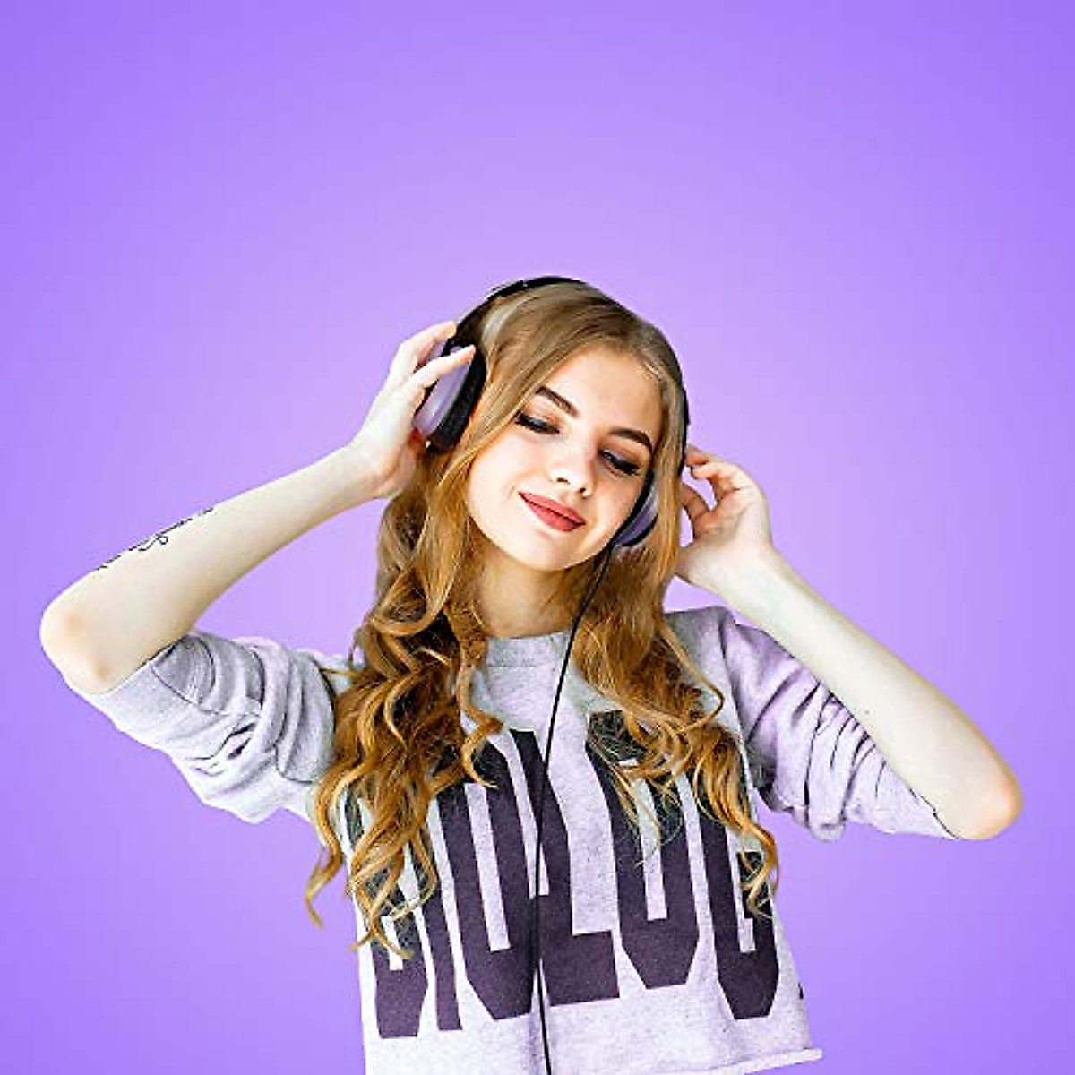 LORELEI X6 Over-Ear Headphones with Microphone, Lightweight Foldable & Portable Stereo Bass Headphones with 1.45M No-Tangle,Wired Headphones for Smartphone Tablet MP3 / 4 (Purple-Black)